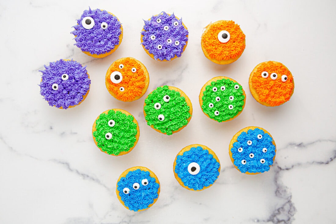 Monster Cupcakes - Amanda's Cookin' - Halloween