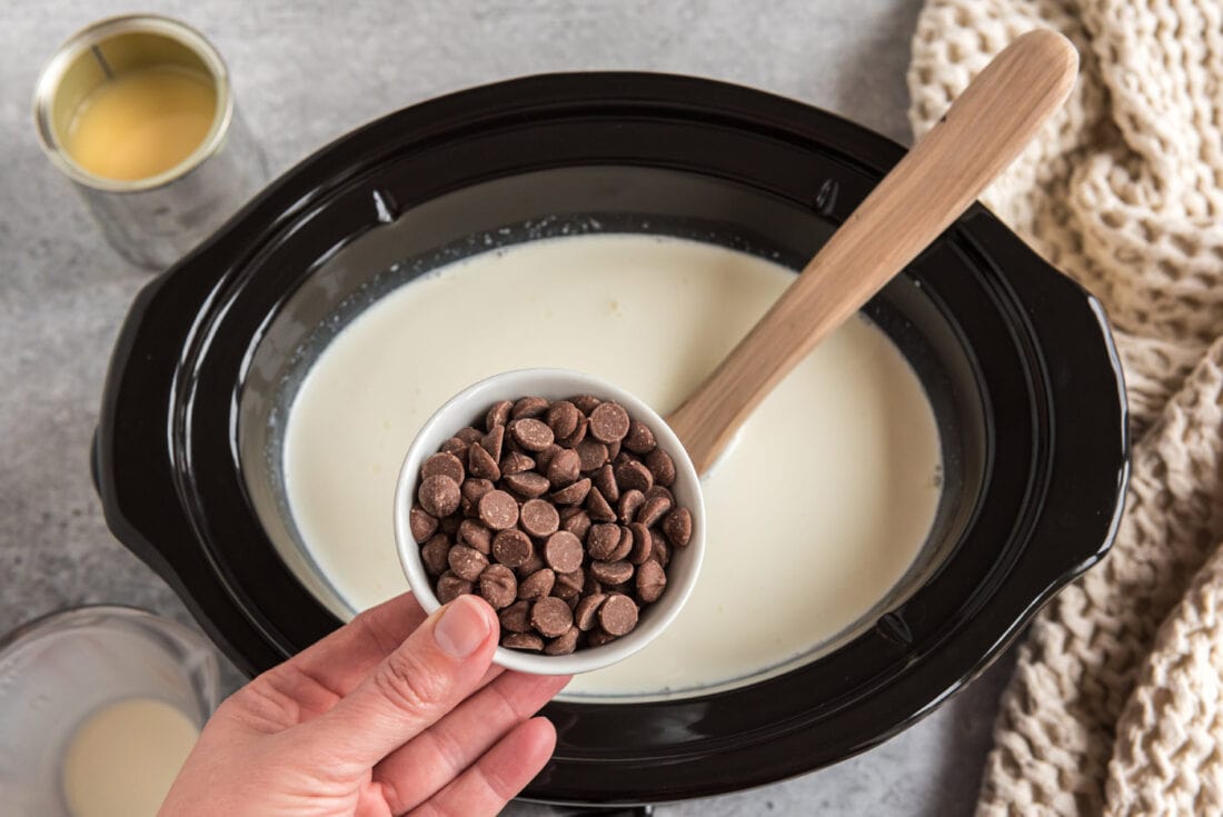 Crockpot Hot Chocolate - Amanda's Cookin' - Drinks