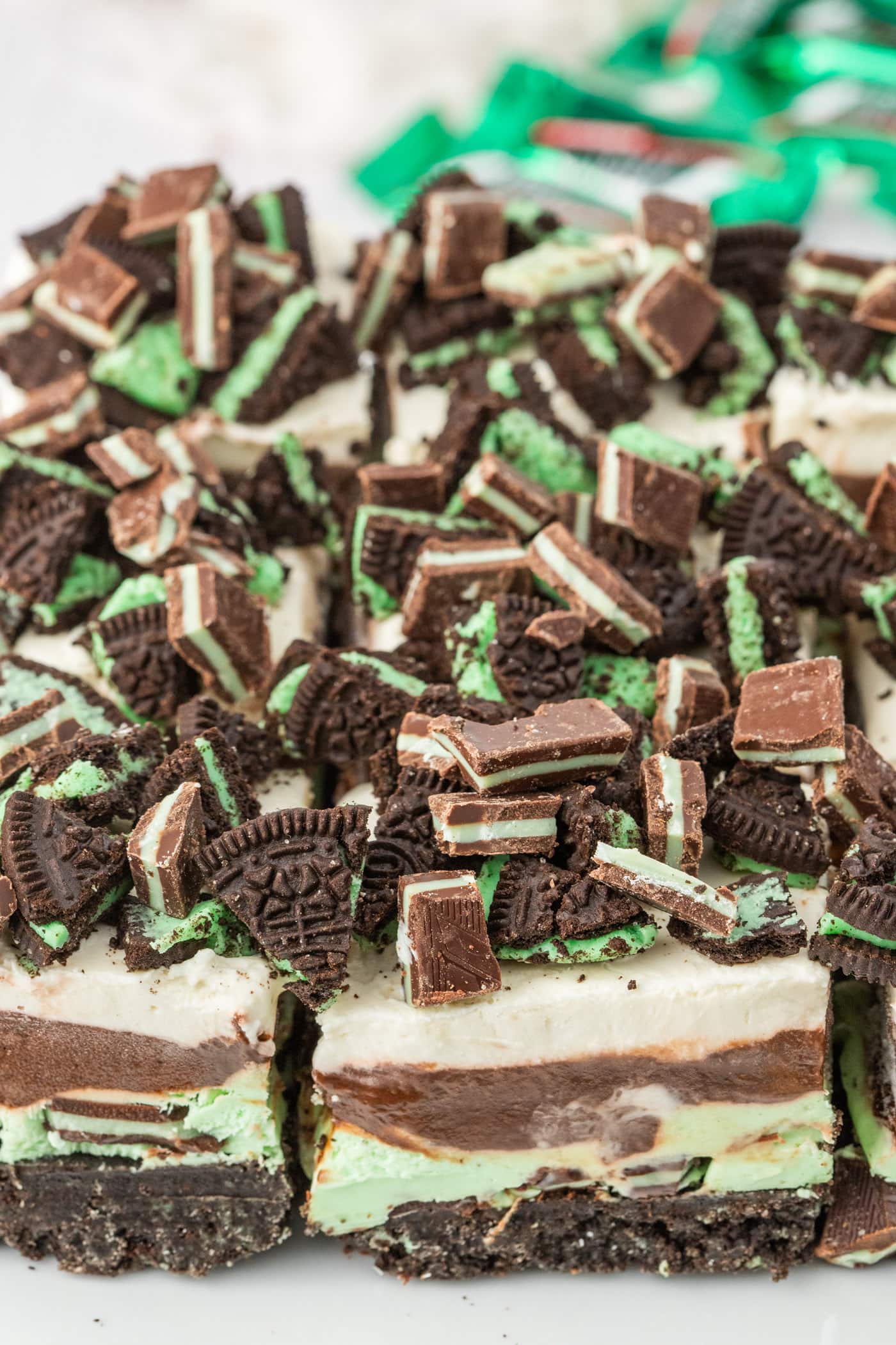 Mint Chocolate Dream Bars - Amanda's Cookin' - Cookies, Brownies, & Bars