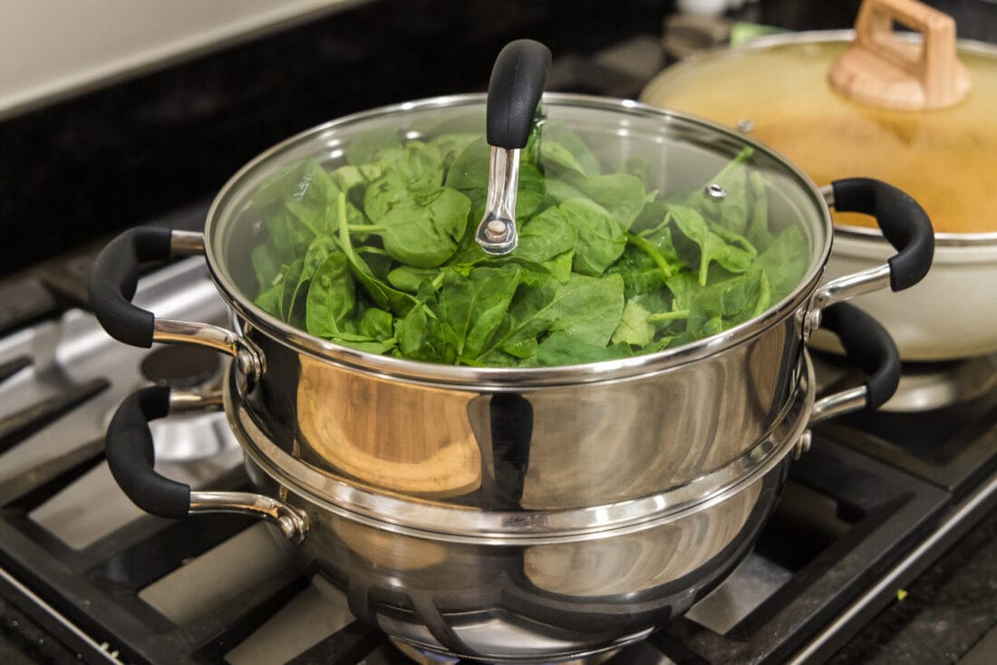 Steamed Spinach - Amanda's Cookin' - Vegetables