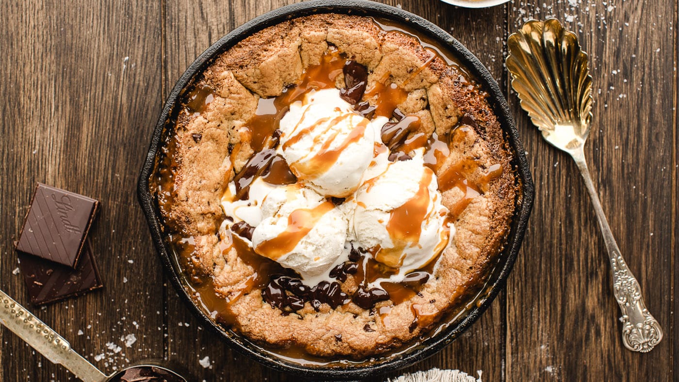 Chocolate Chip Caramel Skillet Cookie - Amanda's Cookin' - Cookies ...
