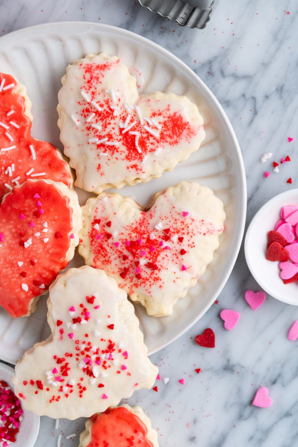 Heart Shaped Pop Tarts - Amanda's Cookin' - Valentine's Day