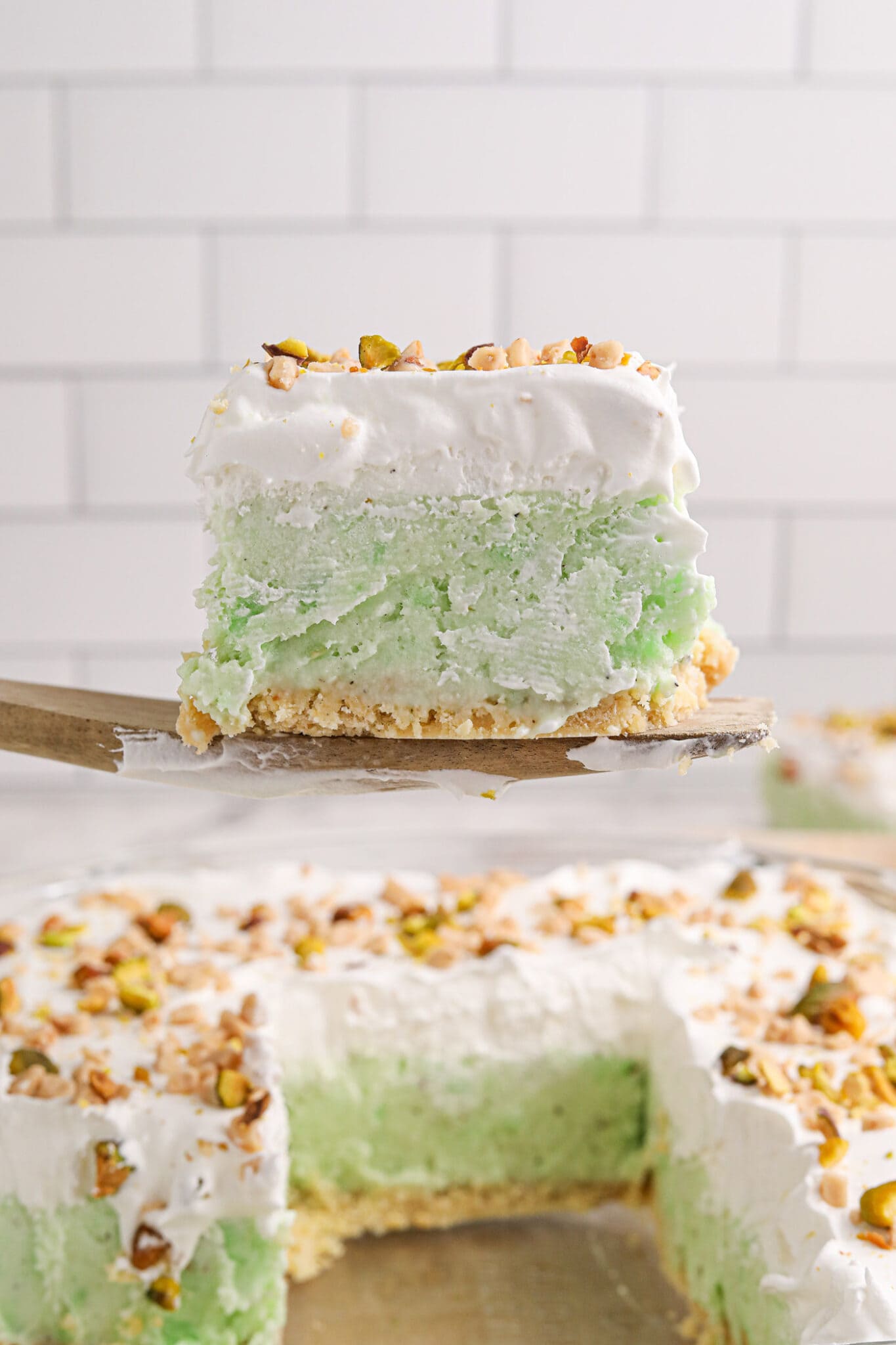 Pistachio Ice Cream Cake - Amanda's Cookin' - Ice Cream & Frozen Treats