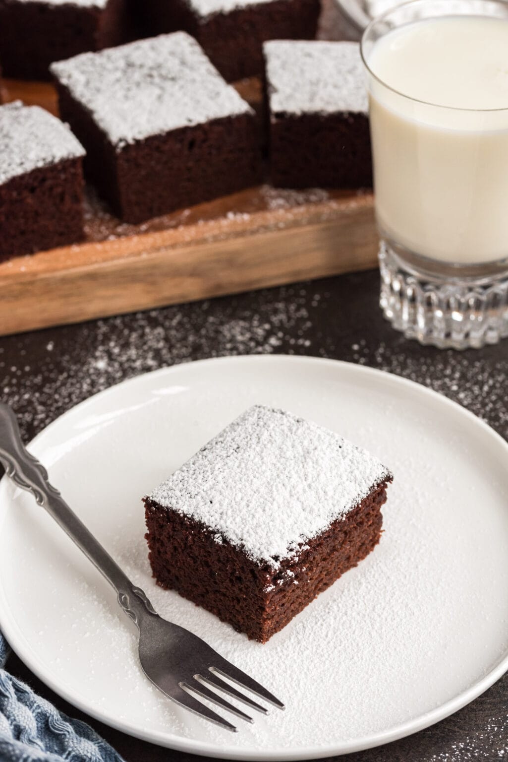 Wacky Cake - Amanda's Cookin' - Cake & Cupcakes