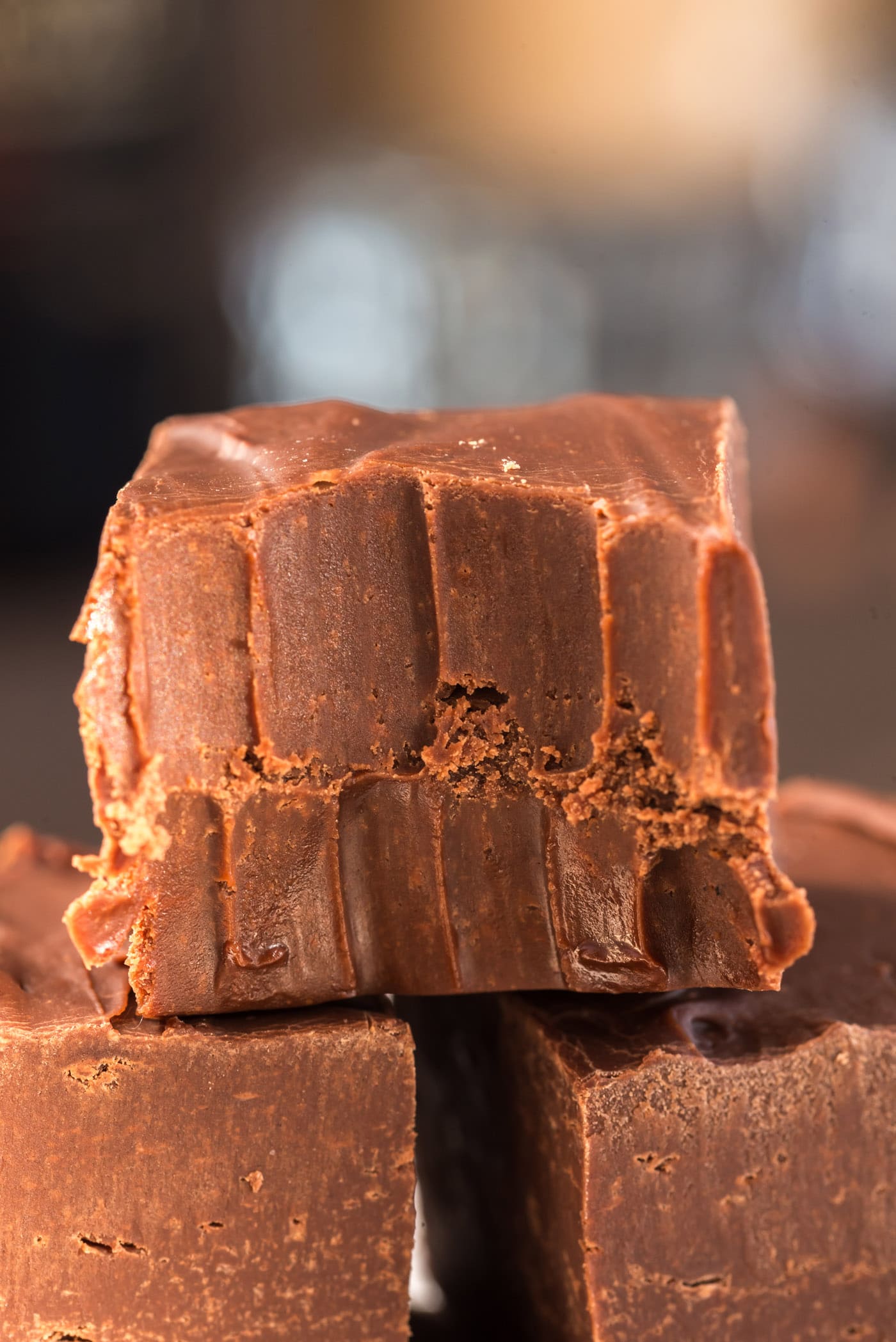 4 Ingredient Baileys Fudge - Amanda's Cookin' - Candy