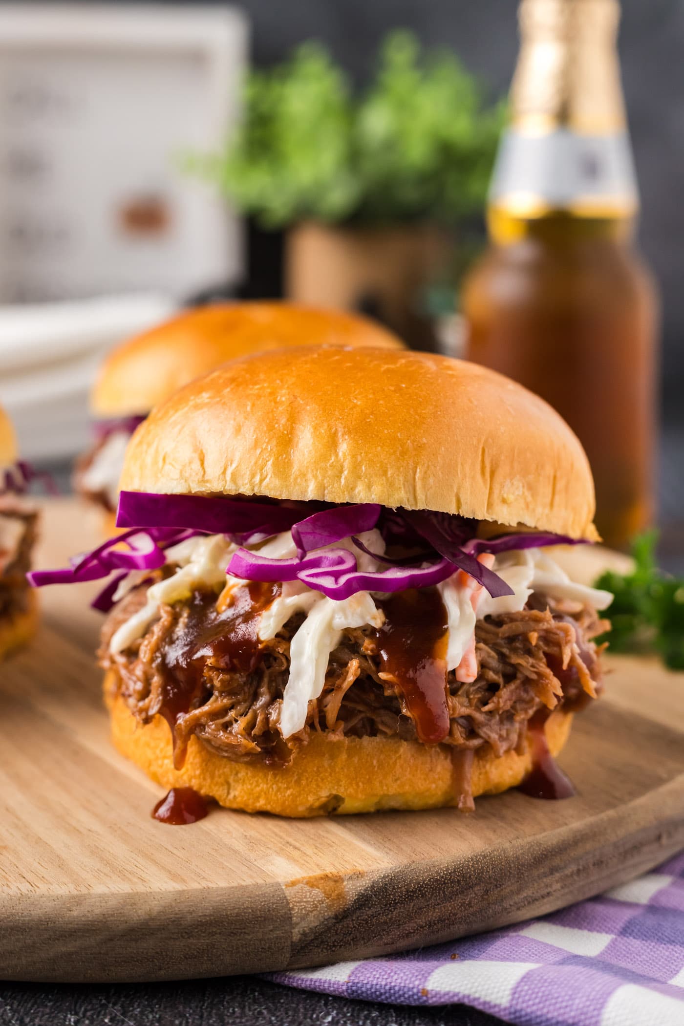 Pulled Pork Sandwiches - Amanda's Cookin' - Dinner Sandwiches
