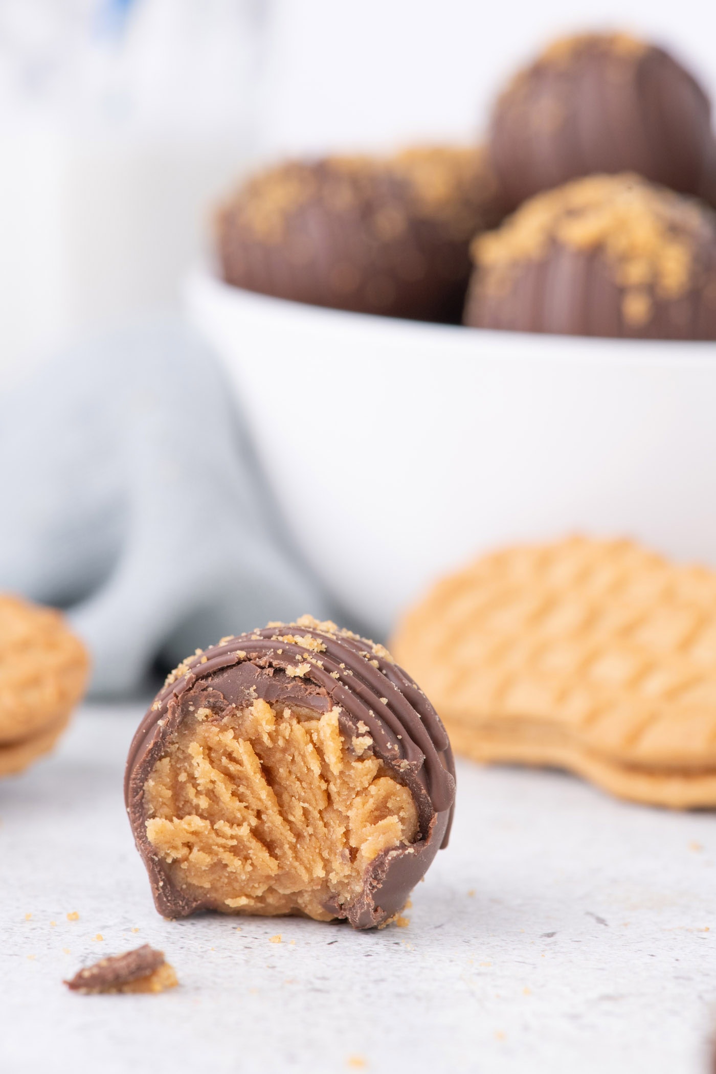 Nutter Butter Balls - Amanda's Cookin' - No Bake Desserts