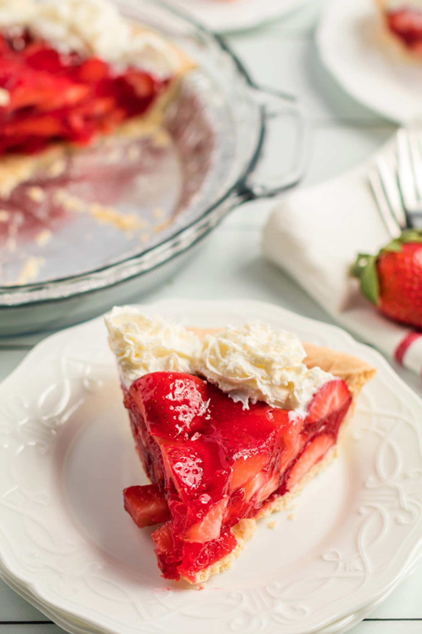Strawberry Pie - pie recipe with jello - Amanda's Cookin'