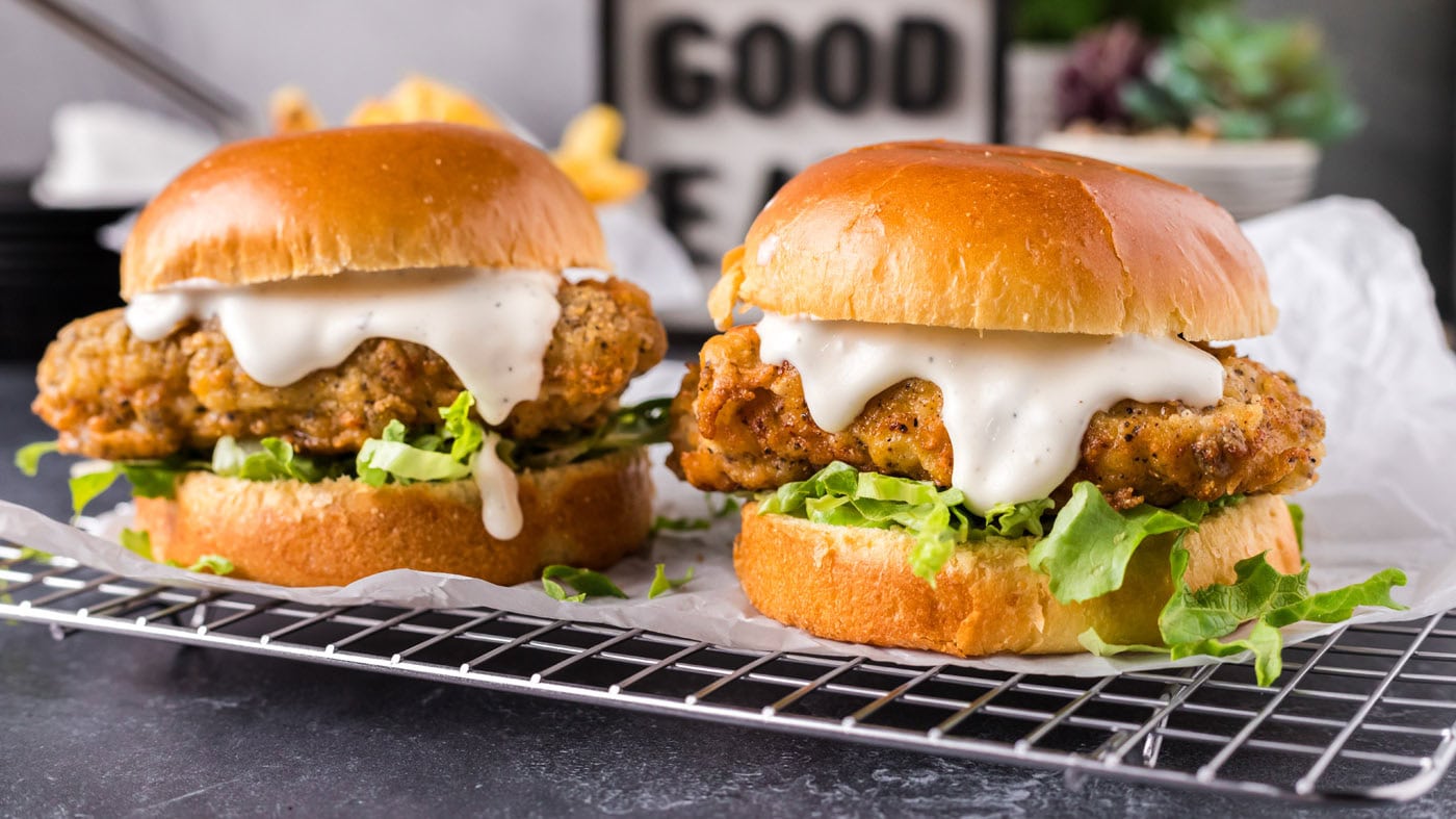 Crispy Chicken Burger - Amanda's Cookin' - Chicken & Poultry