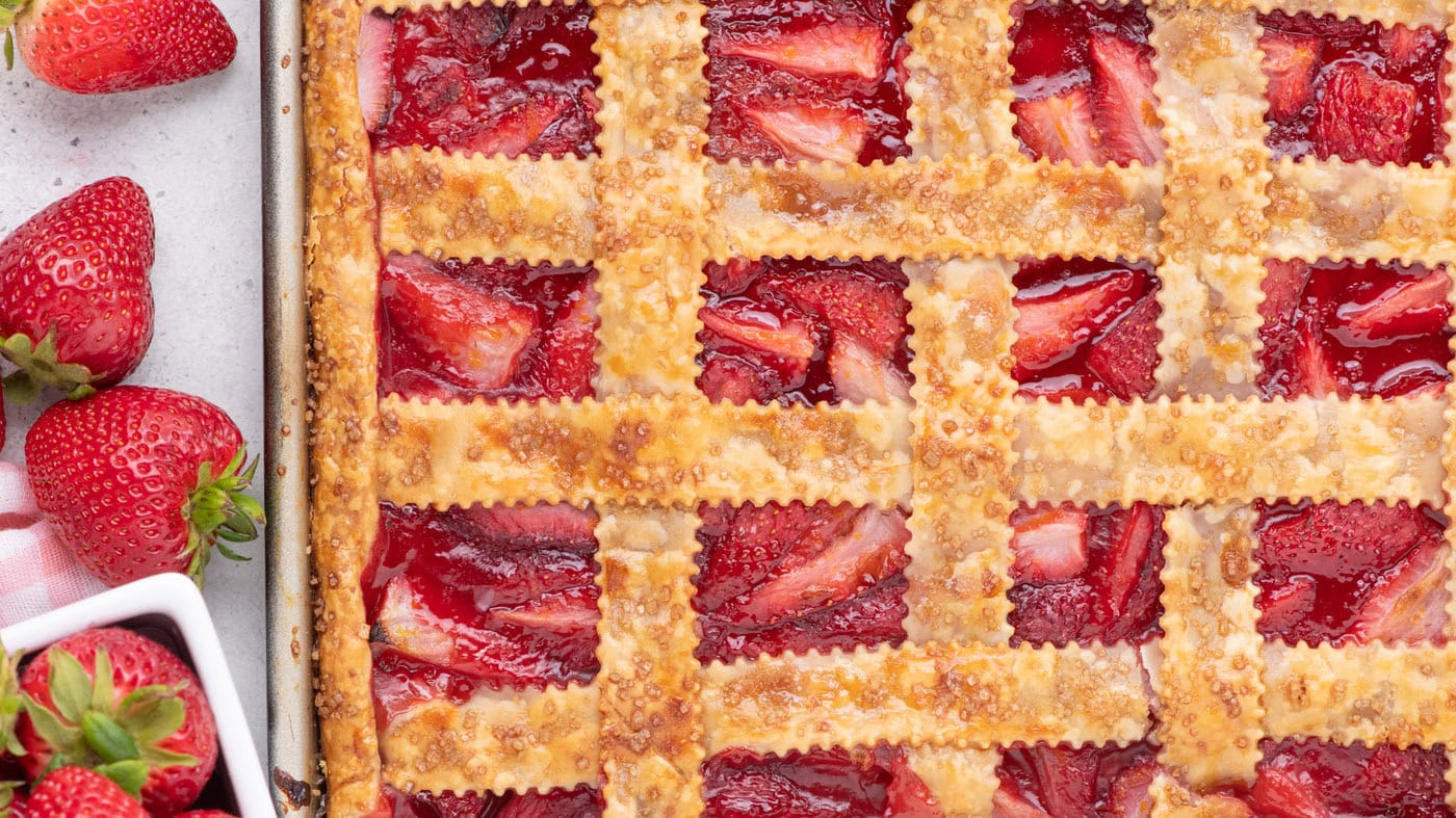 Strawberry Slab Pie - Amanda's Cookin' - Pies & Tarts
