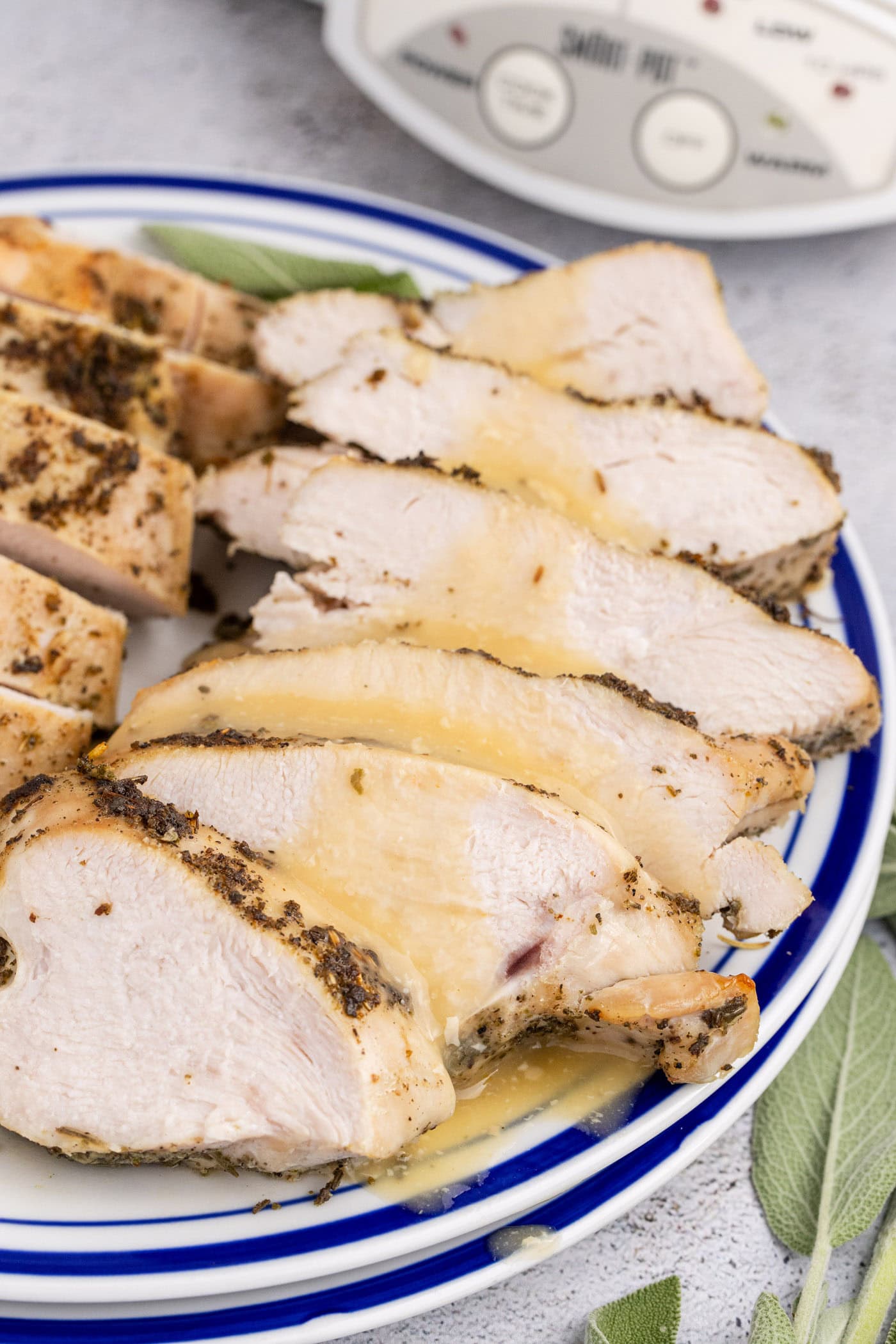 Crockpot Turkey Breast - Amanda's Cookin' - Thanksgiving