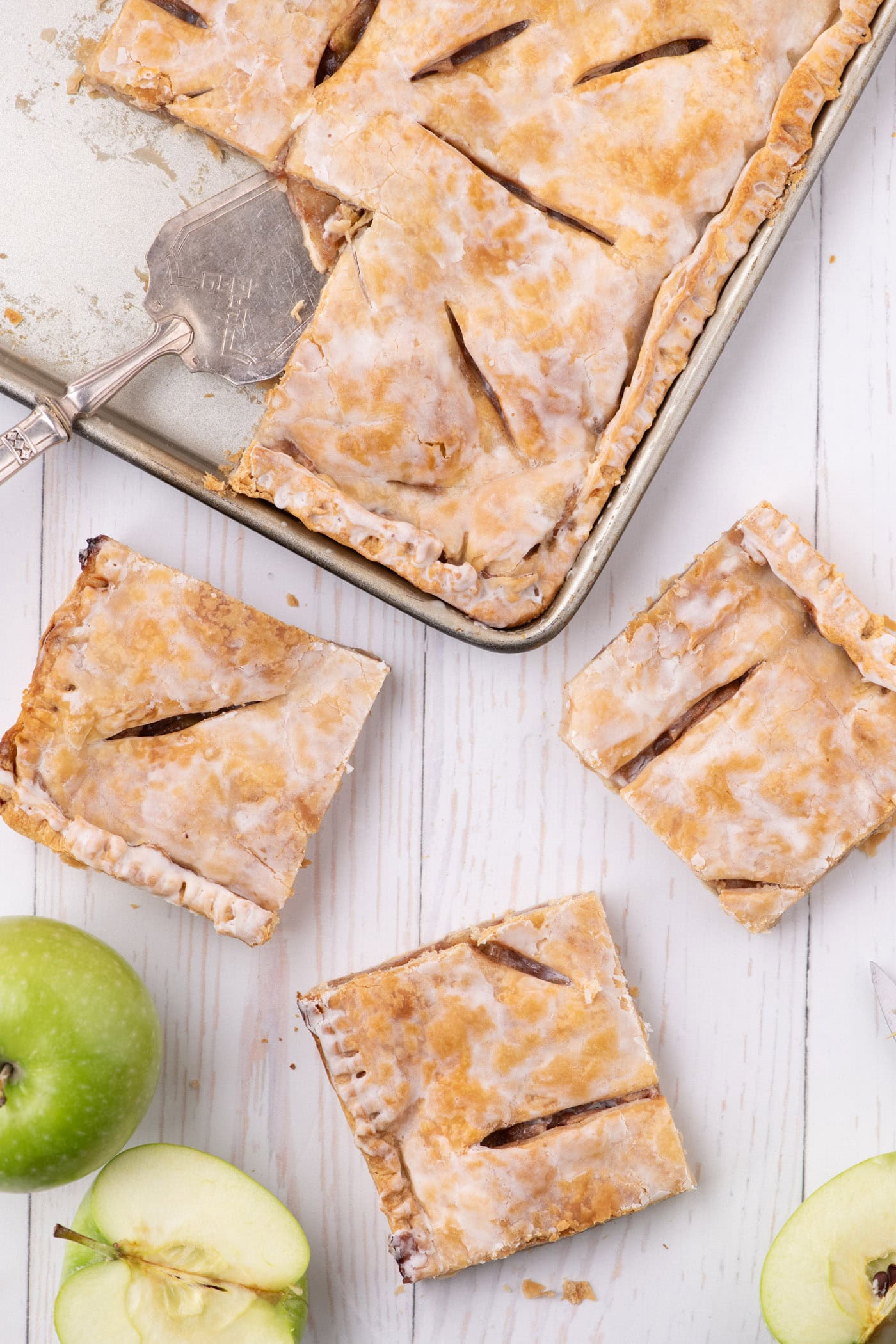 Apple Slab Pie - Amanda's Cookin' - Pies & Tarts
