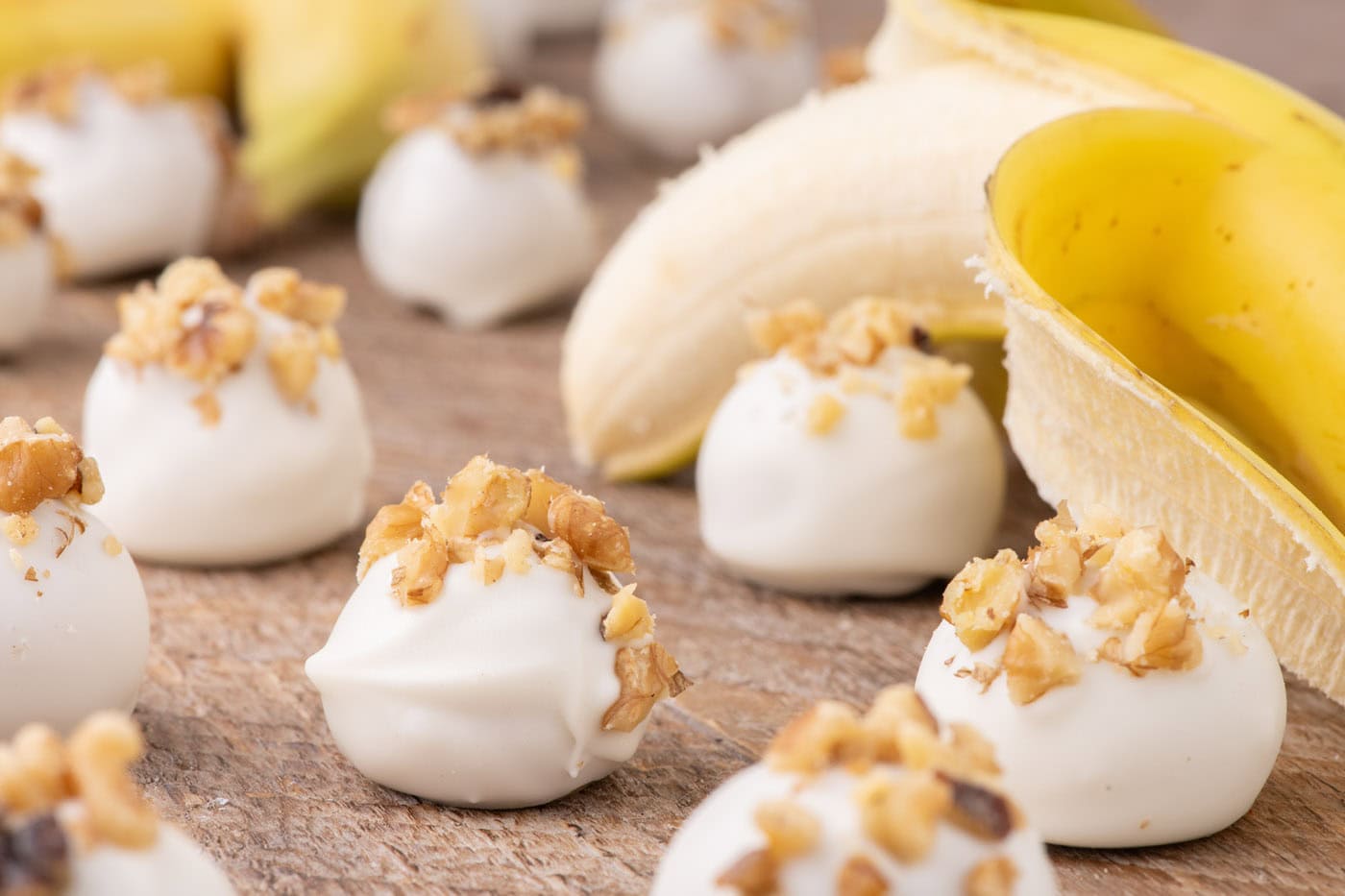 Banana Truffles - Amanda's Cookin' - Candy
