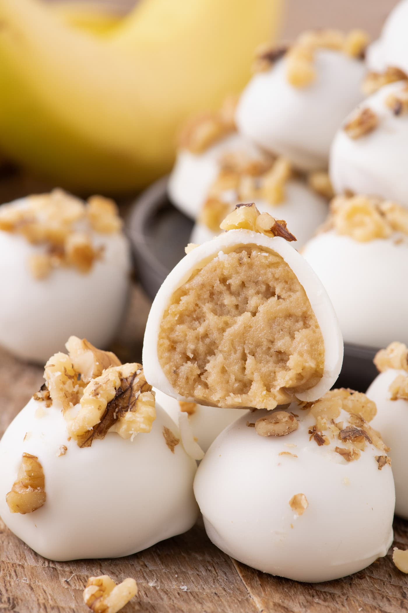 Banana Truffles - Amanda's Cookin' - Candy