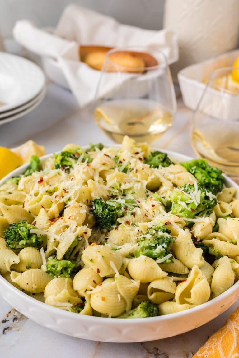 Broccoli Pasta - Amanda's Cookin' - Pasta