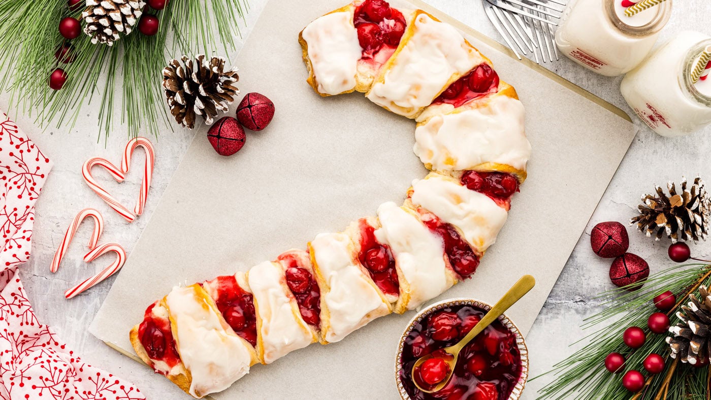 Candy Cane Danish - Amanda's Cookin' - Christmas
