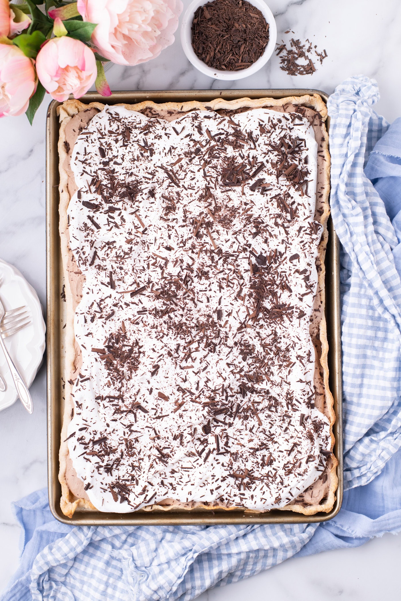 French Silk Slab Pie - Amanda's Cookin' - Pies & Tarts