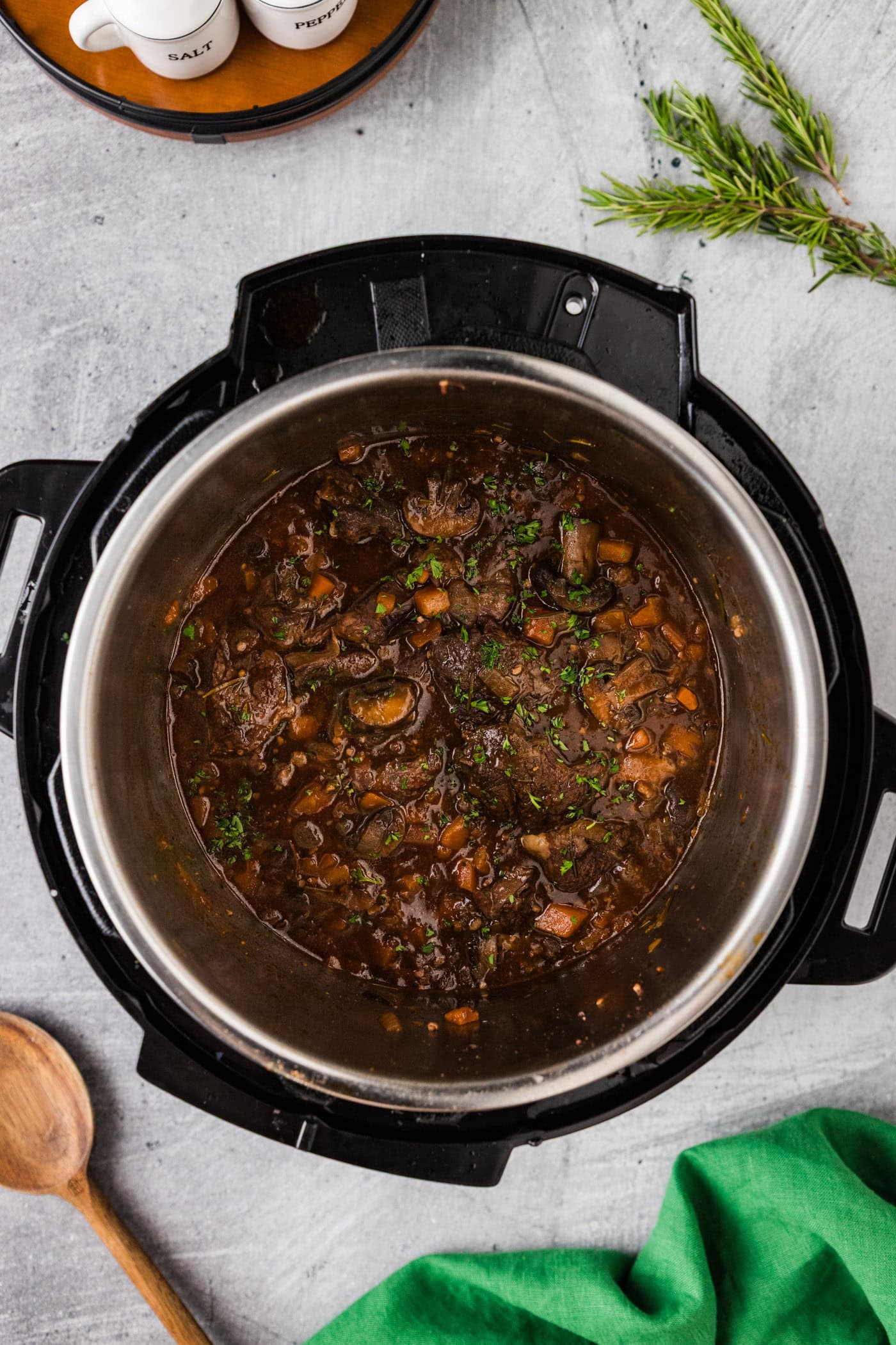 Instant Pot Beef Shanks - Amanda's Cookin' - Instant Pot