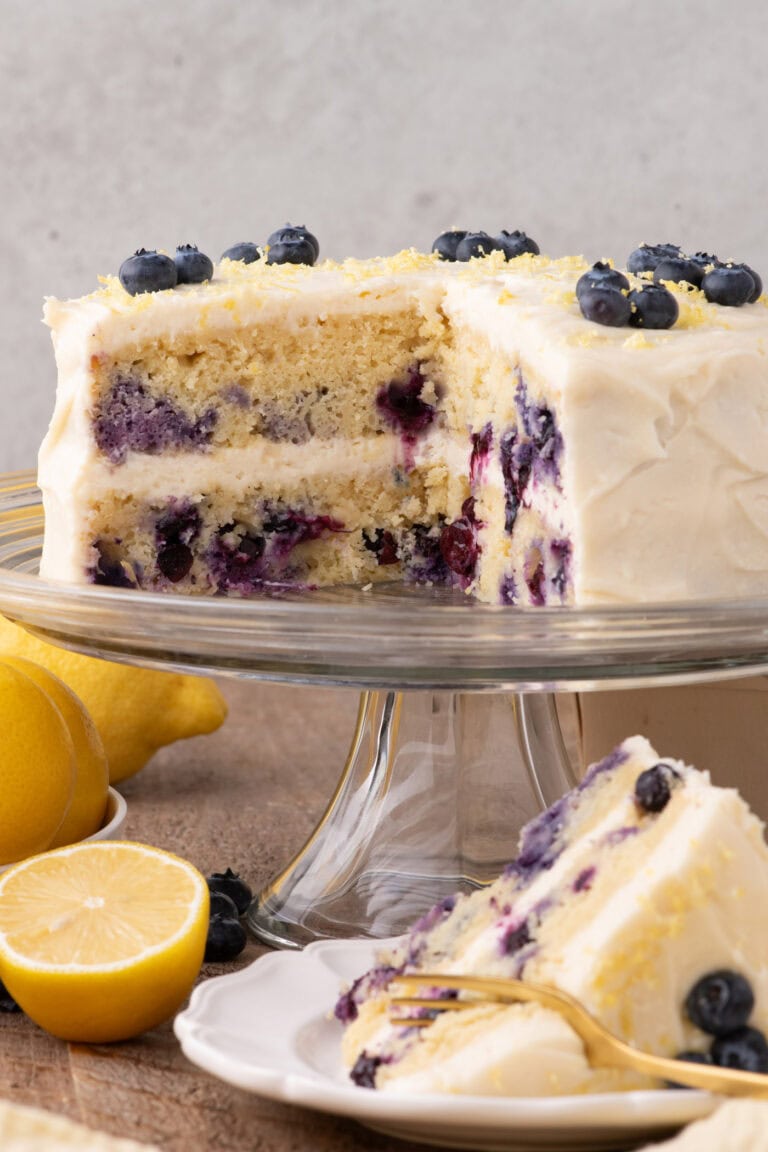 Lemon Blueberry Cake - Amanda's Cookin' - Cake & Cupcakes