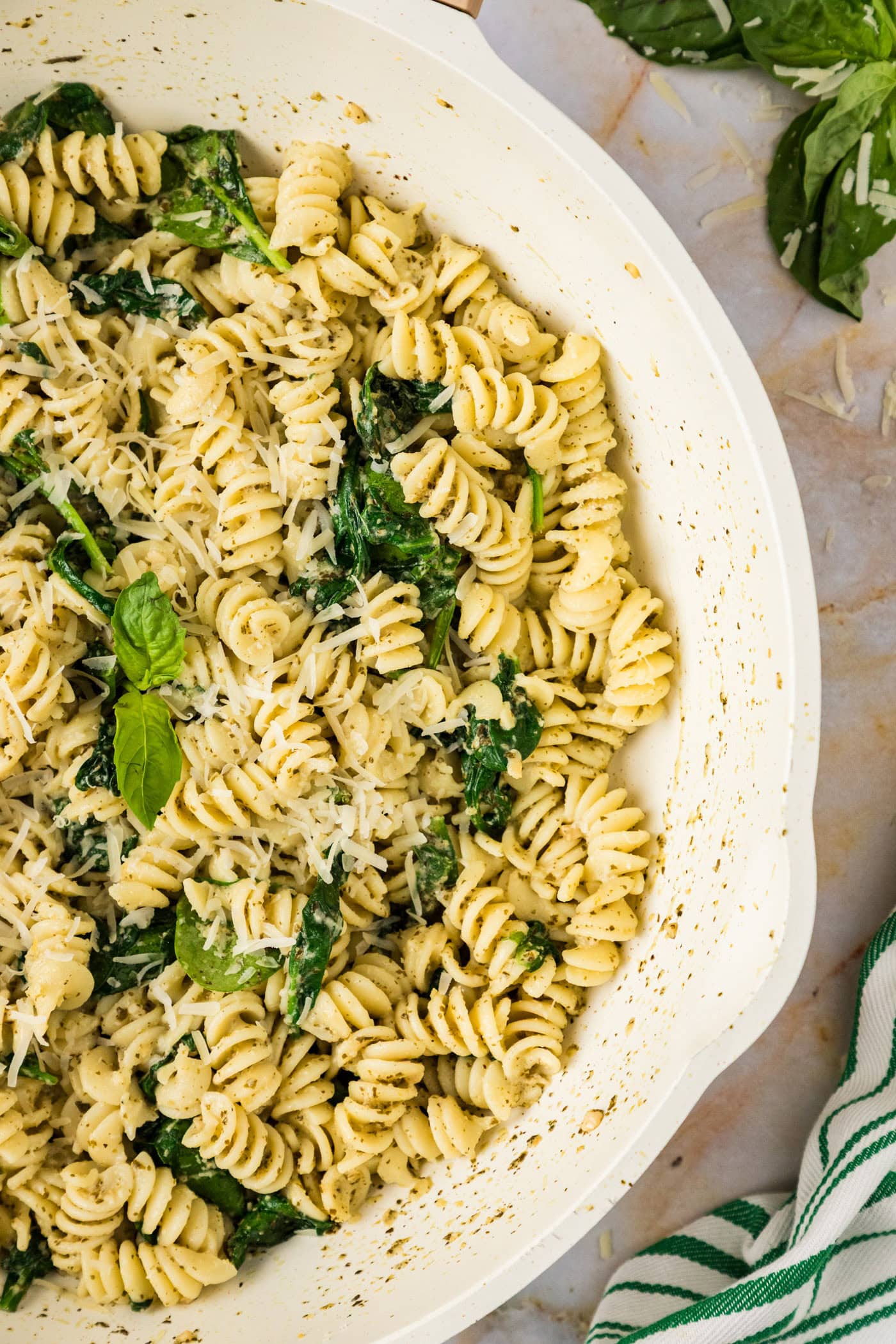 Pesto Pasta - Amanda's Cookin' - Pasta