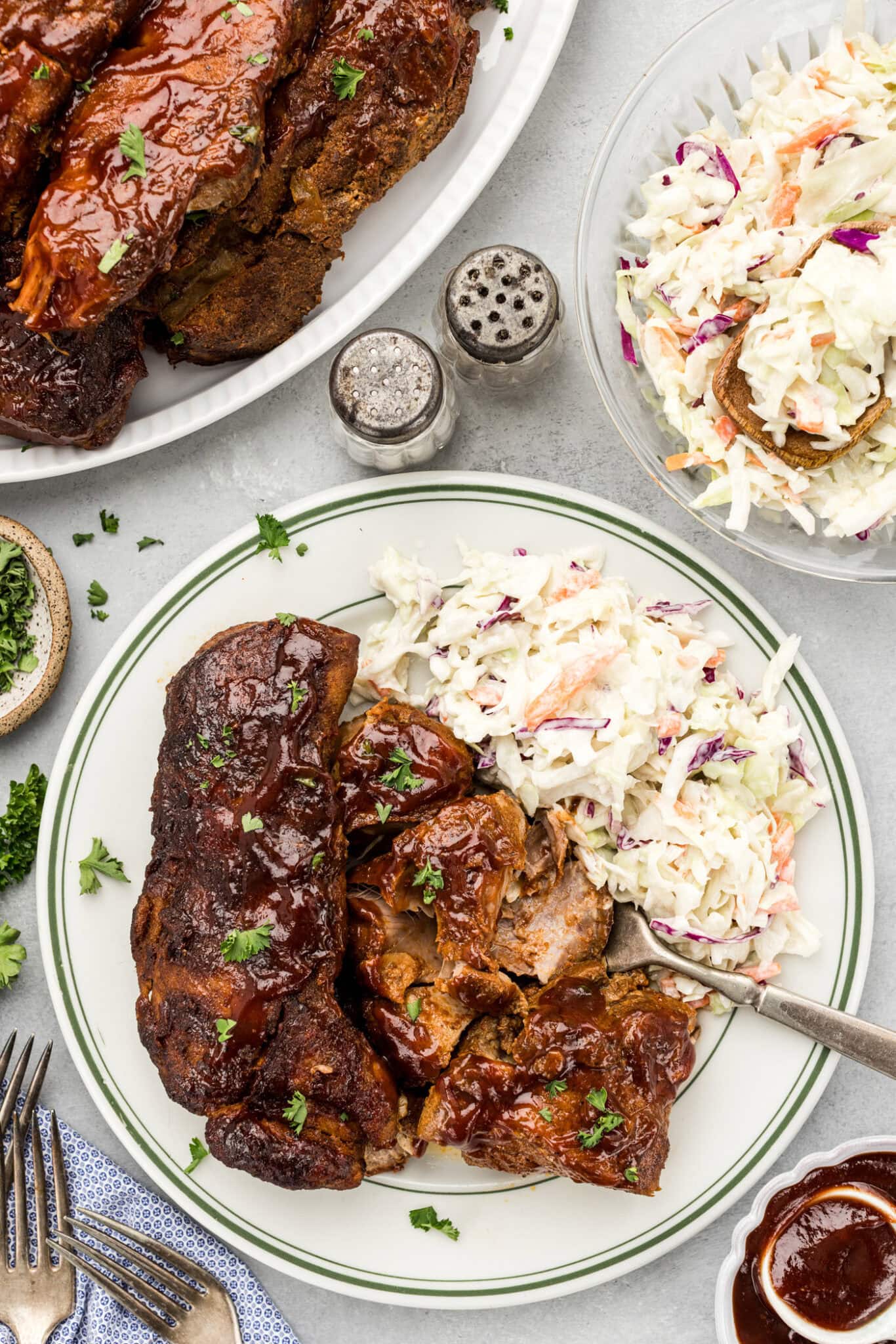 Slow Cooker Barbecued Country Style Ribs - Amanda's Cookin' - Slow Cooker