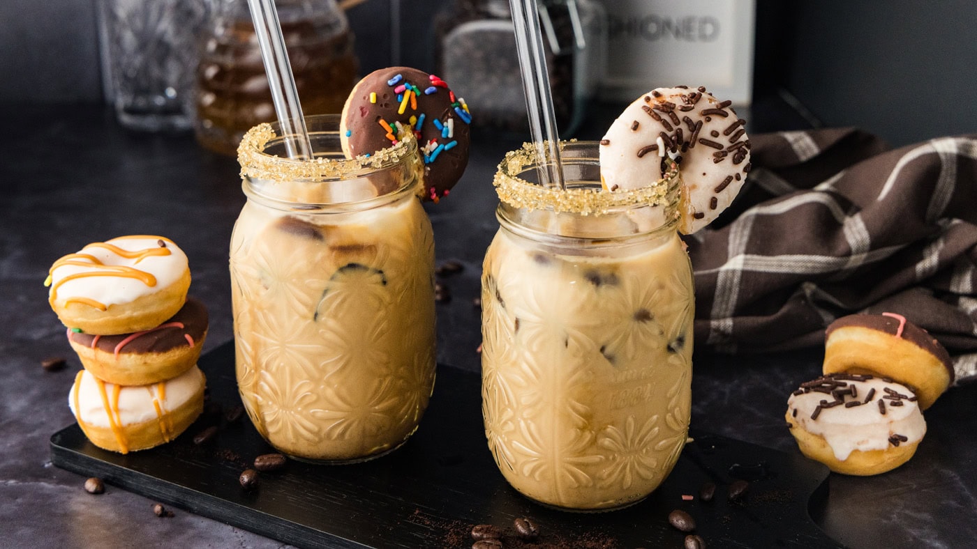 Iced Espresso Cocktail - Amanda's Cookin' - Cocktails