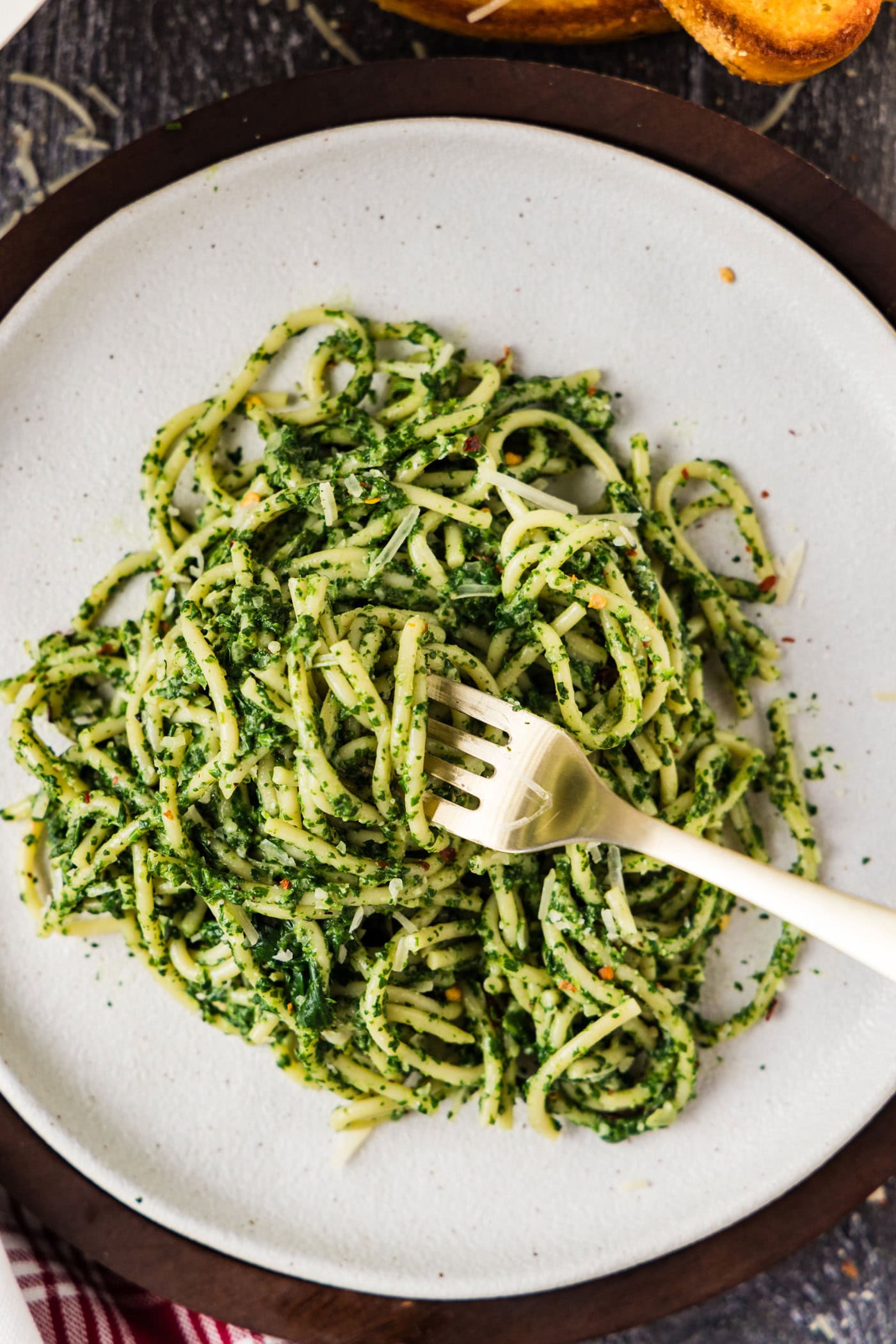 Spinach Spaghetti - Amanda's Cookin' - Pasta