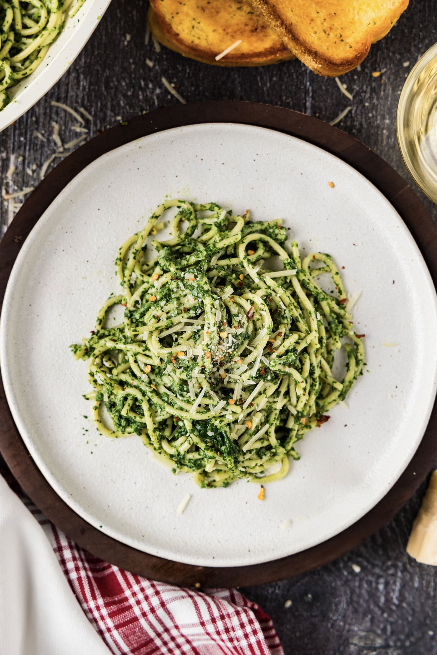 Spinach Spaghetti - Amanda's Cookin' - Pasta