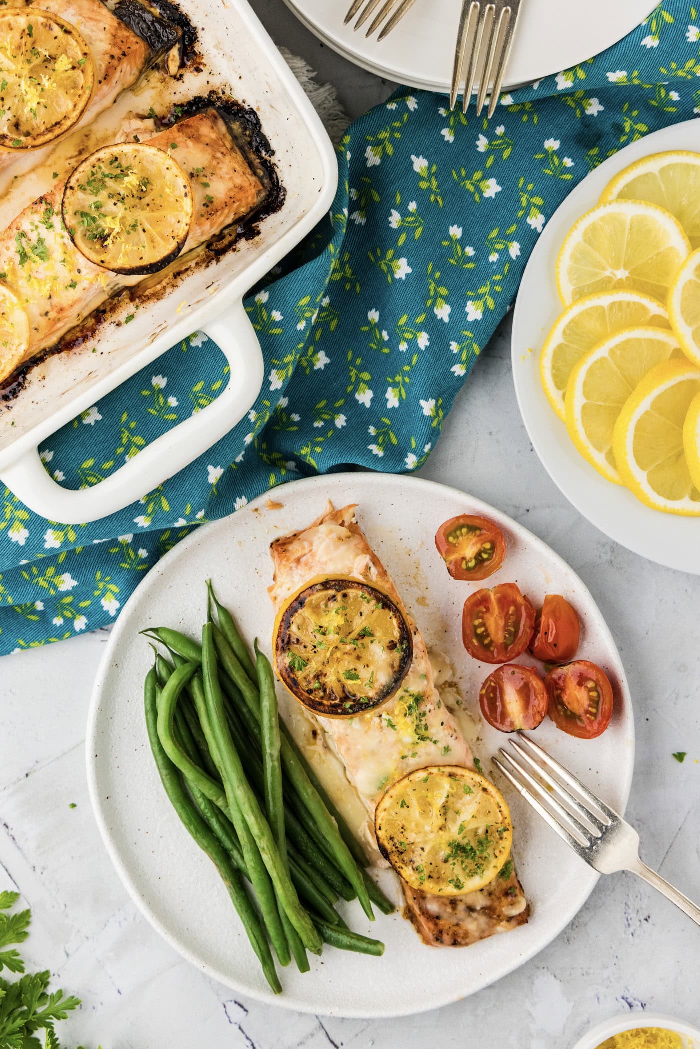 Baked Lemon Salmon - Amanda's Cookin' - Salmon Recipes